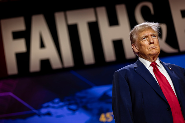 Trumped: Evangelical Leaders Want Followers to Worship God, Not ...